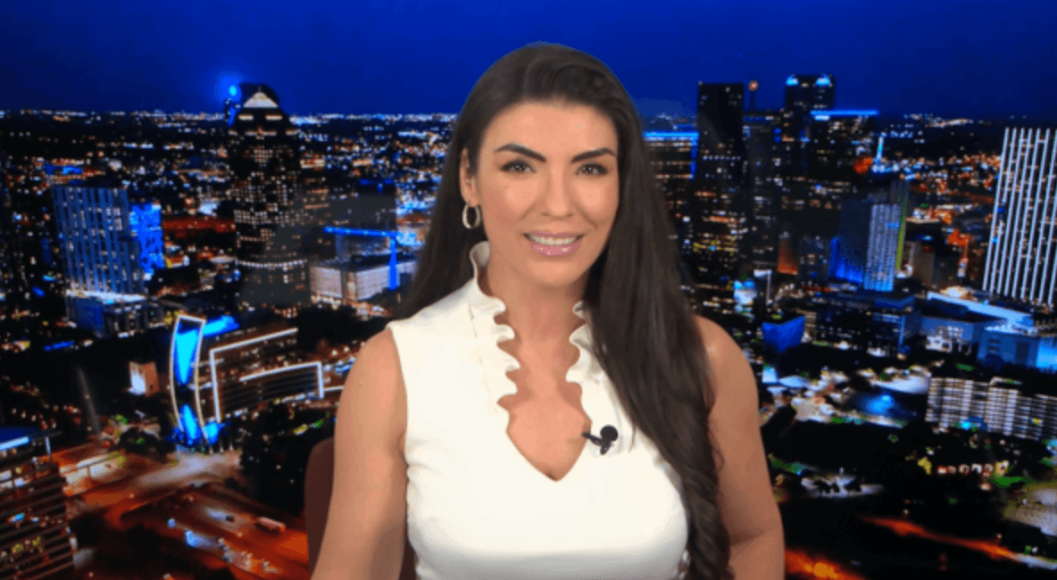 Biden Give Migrants More Than Military, Sen. Kelly & Zelenskyy ...